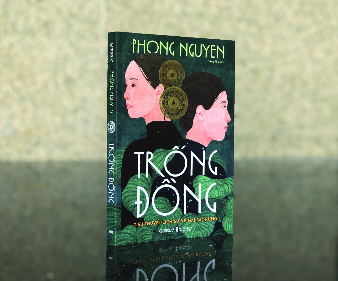 Nhà văn Phong Nguyen: Mảnh đất màu mỡ nhất để nuôi dưỡng nghệ thuật là sự cô đơn - Tuổi Trẻ Online