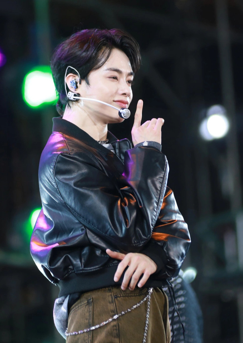 Nhóm nhạc K-pop Tempest của Hanbin chọn TP.HCM ra mắt live concert đầu ...