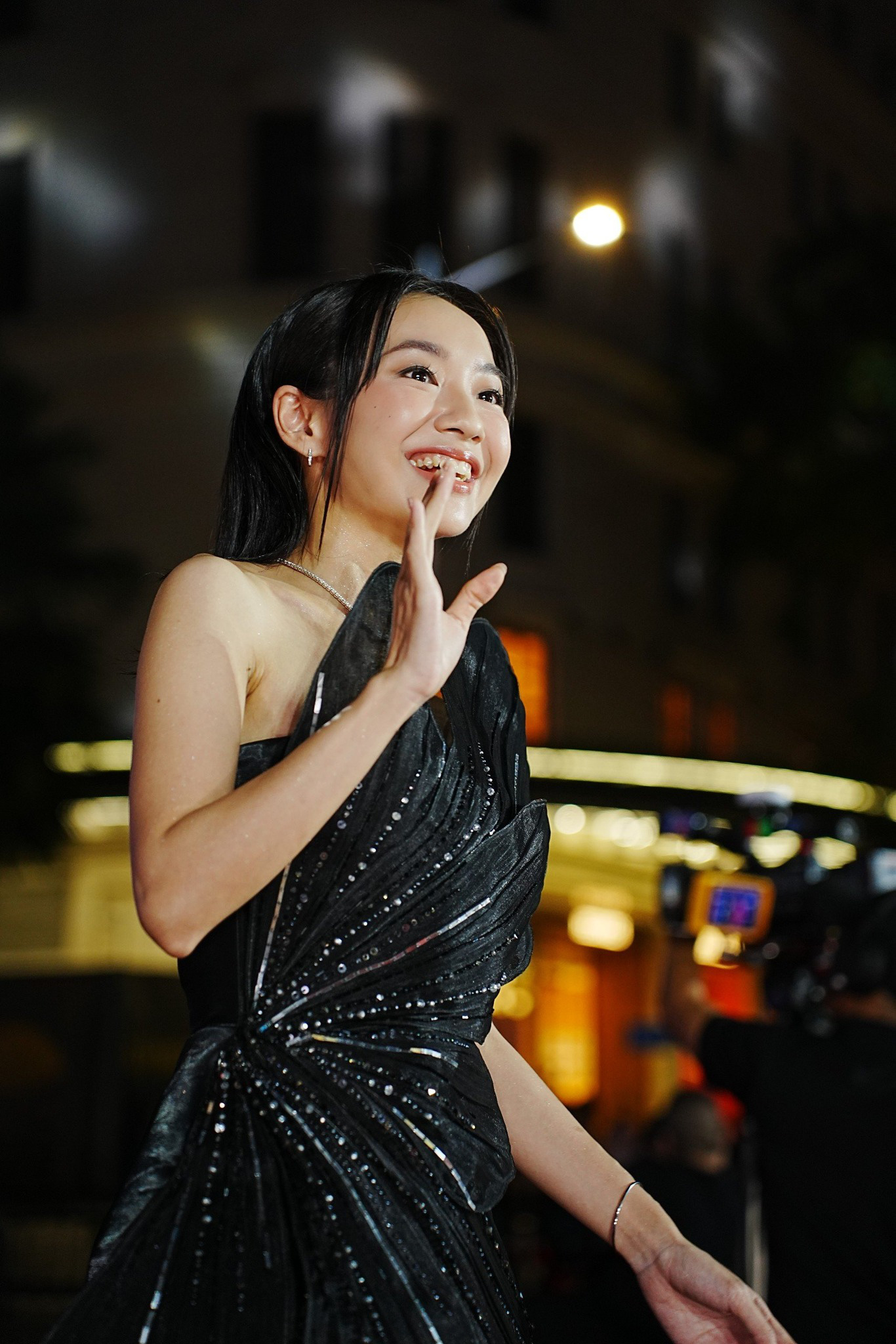 Những khoảnh khắc ấn tượng trên thảm đỏ Liên hoan phim TP.HCM - HIFF ...