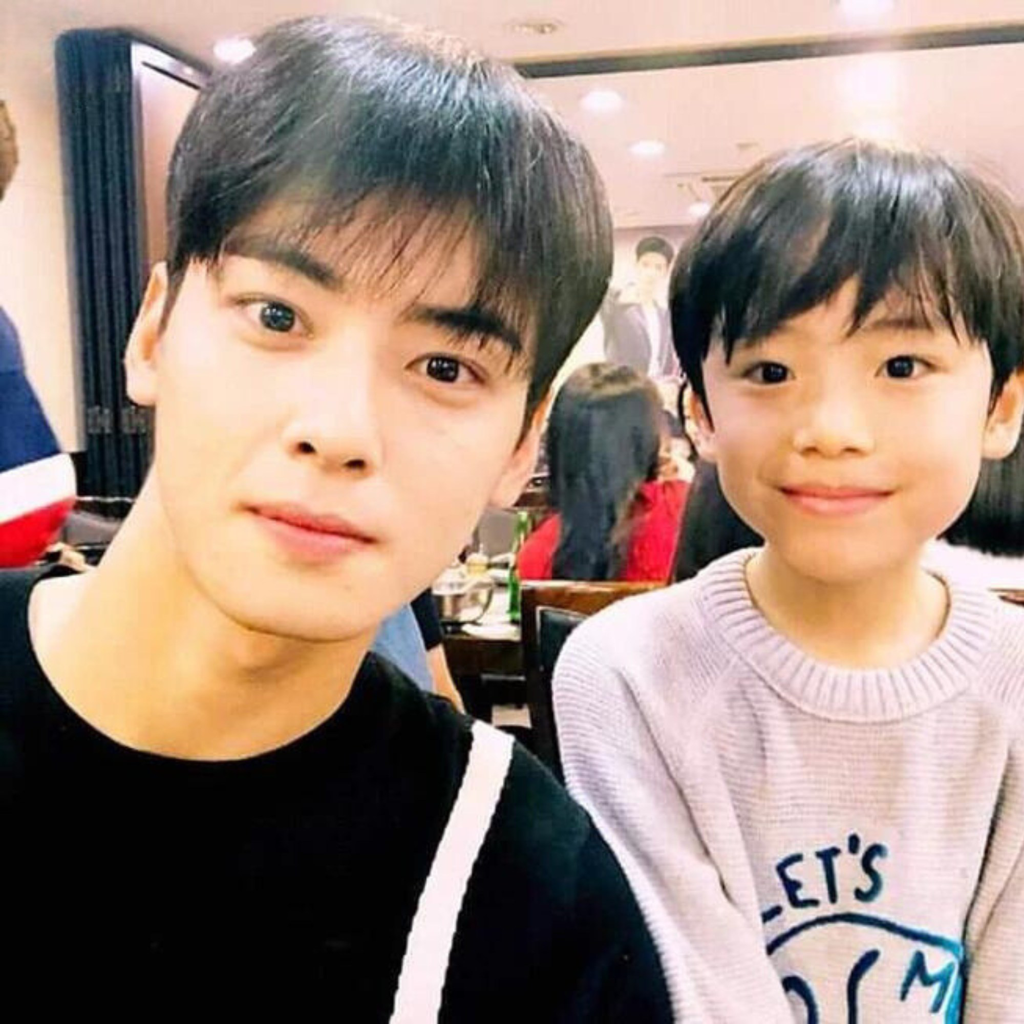 Moon Woo Jin của Atypical Family hóa ra quen mặt với mọt phim Hàn