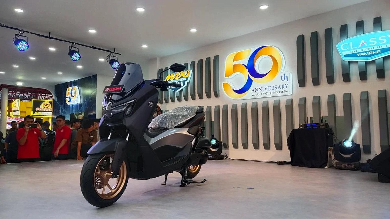 Yamaha Nmax Turbo ra mắt: 'Đàn anh' của LEXi 155, công suất cũ nhưng ...