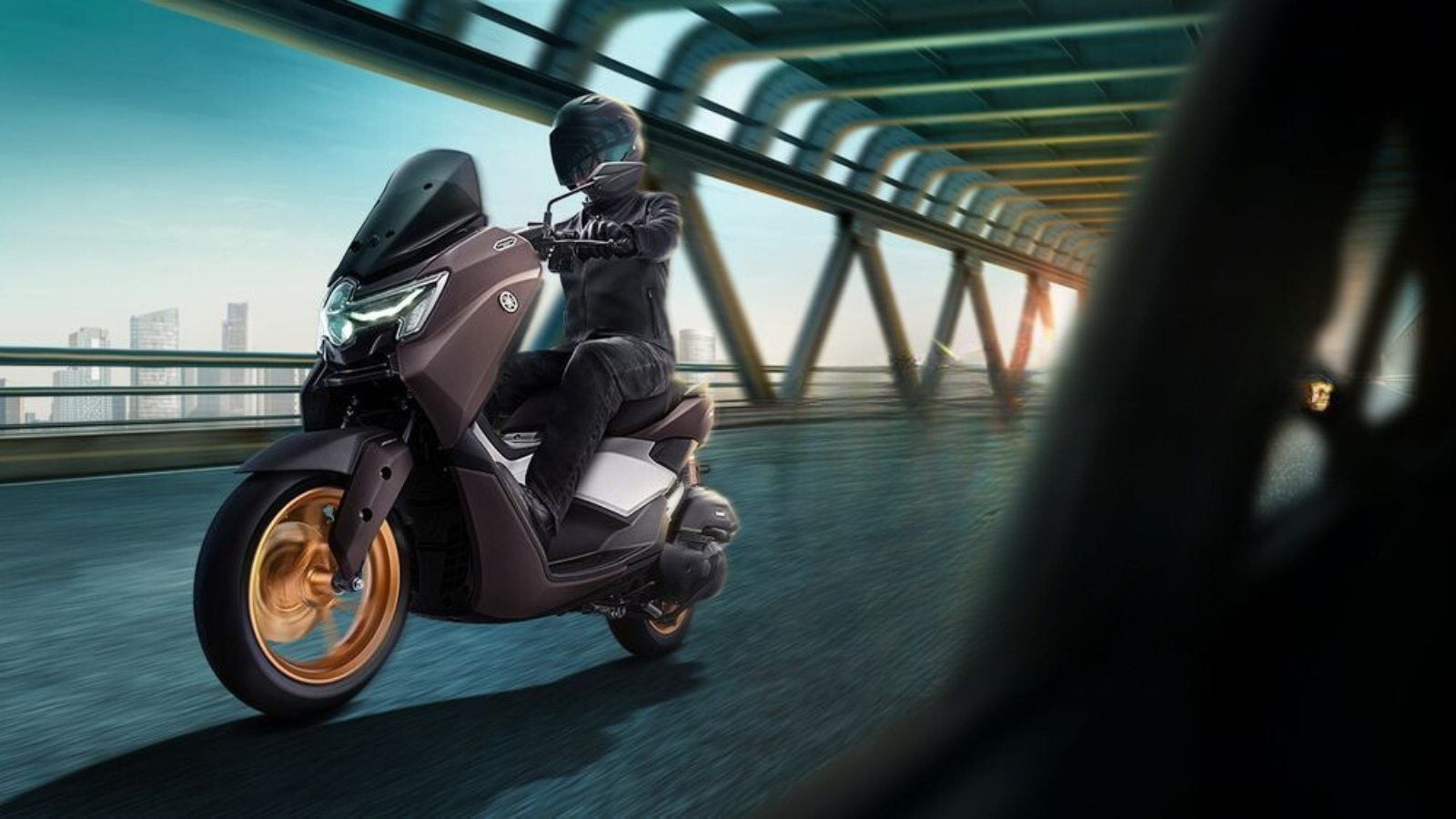 Yamaha Nmax Turbo ra mắt: 'Đàn anh' của LEXi 155, công suất cũ nhưng ...