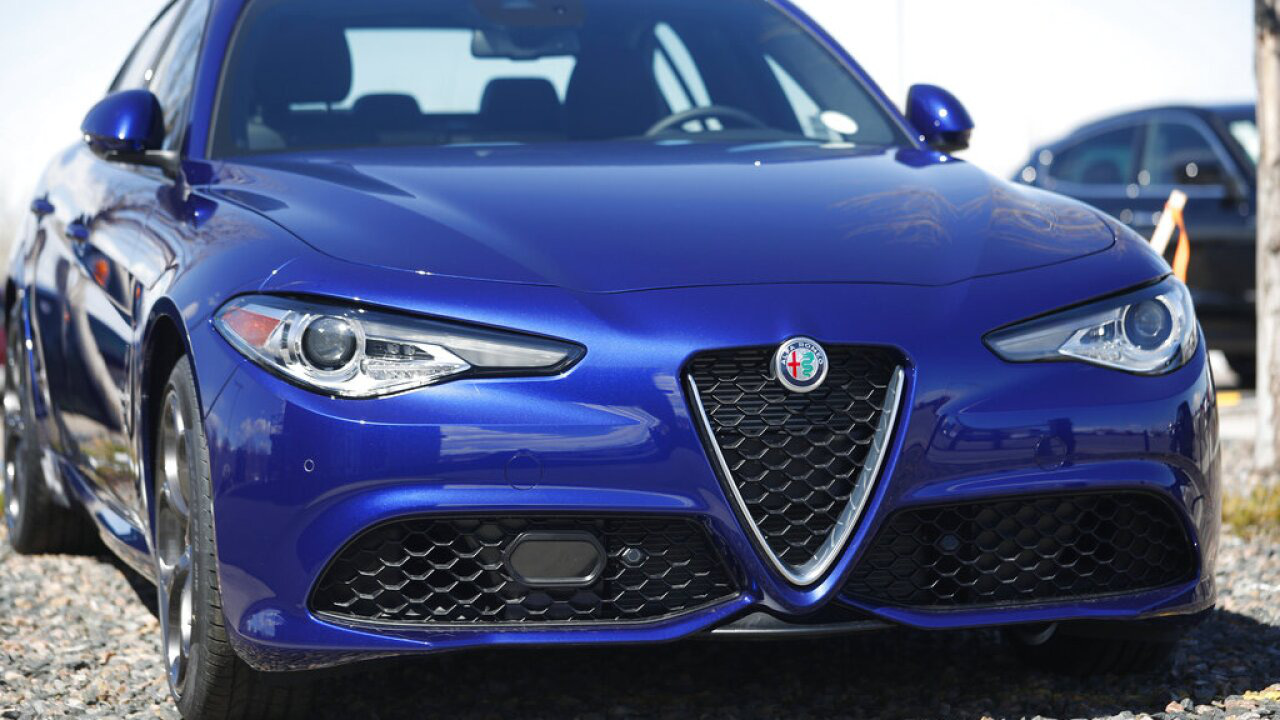 Stellantis, BMW triệu hồi hơn 700.000 xe do lỗi túi khí - Tuổi Trẻ Online