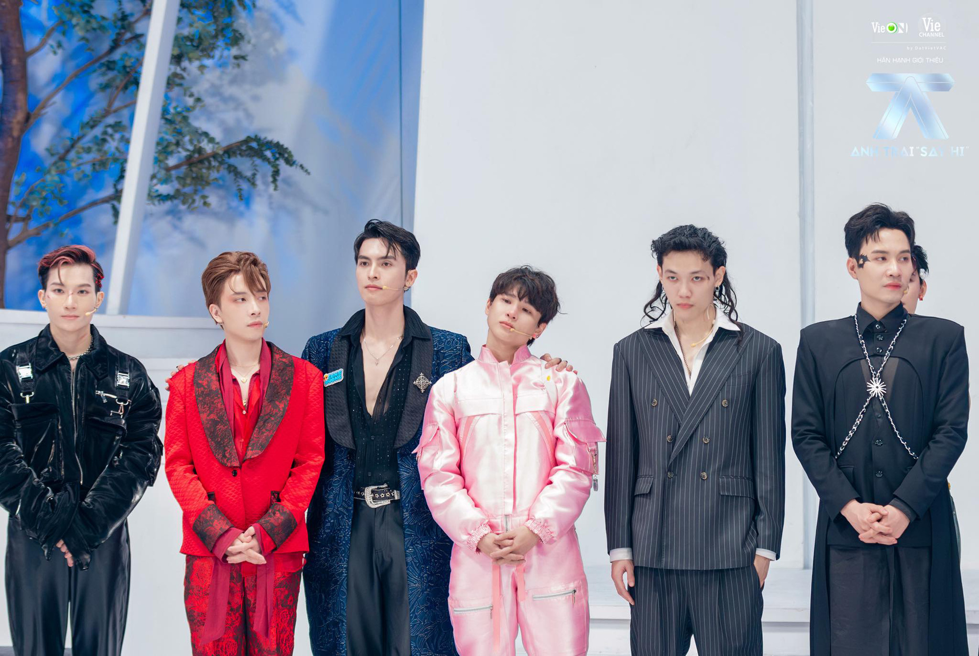 Gin Tuấn Kiệt xin lỗi anti-fan vì chưa bị loại khỏi Anh trai say hi ...