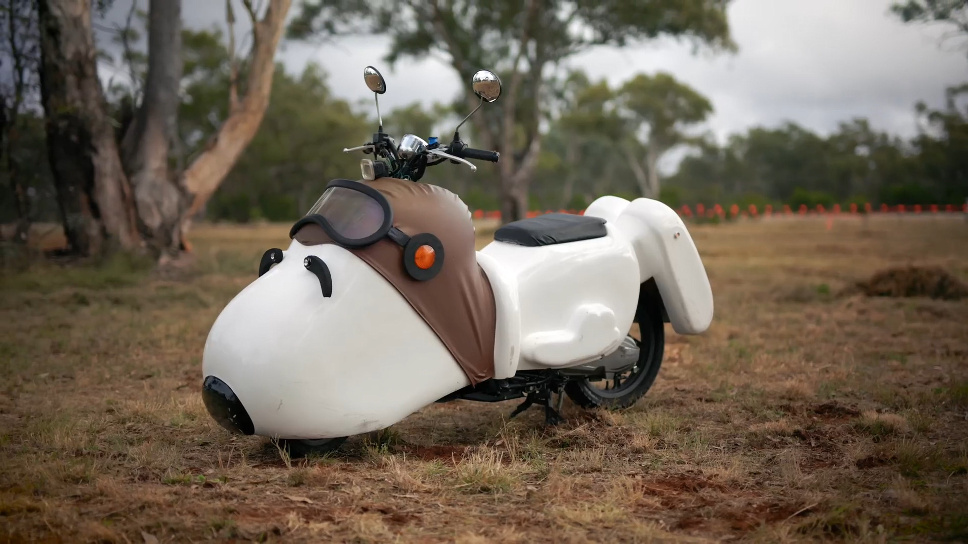 Xe máy 'cún' độ từ Honda Vision đua địa hình - Tuổi Trẻ Online