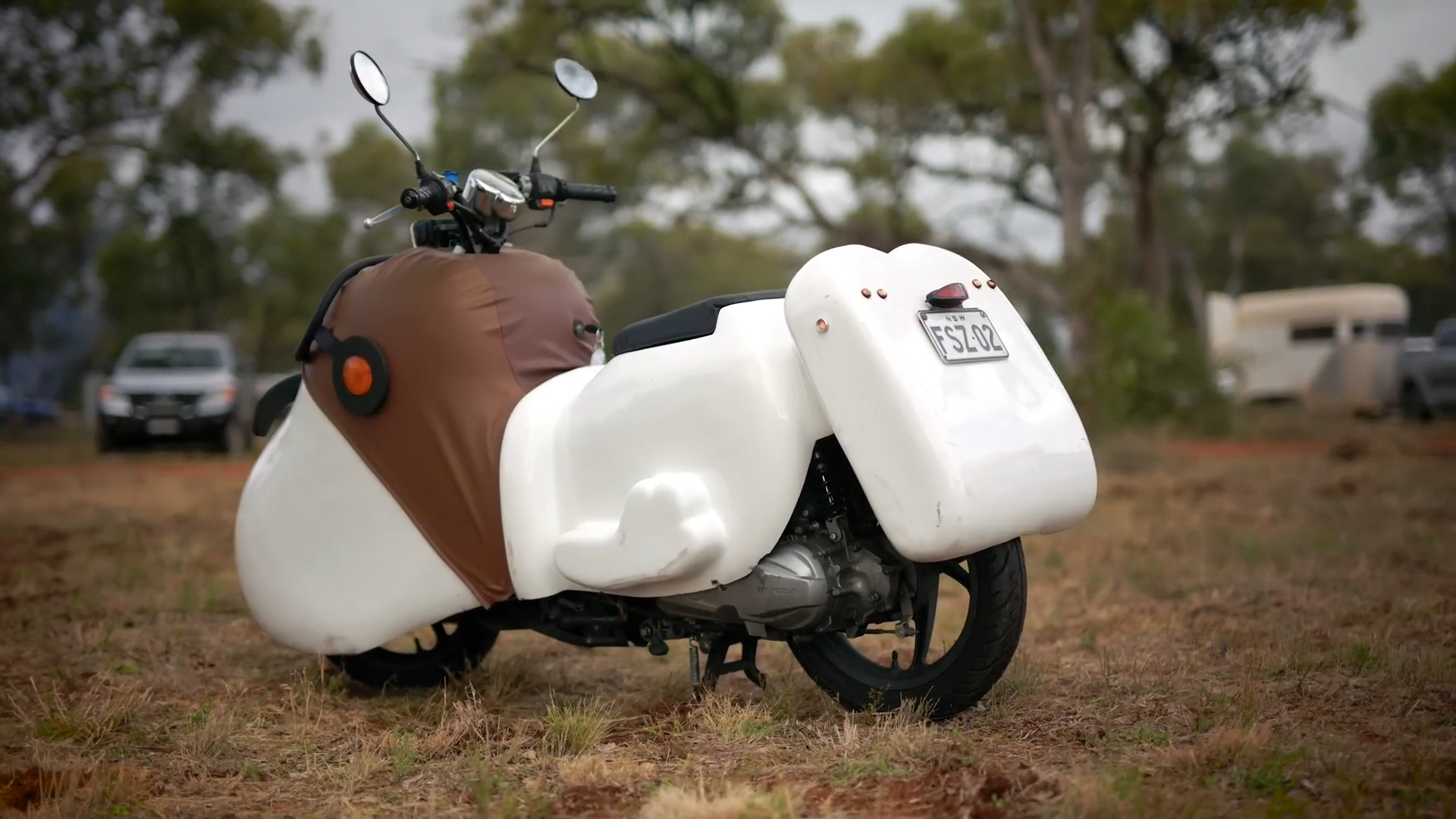 Xe máy 'cún' độ từ Honda Vision đua địa hình - Tuổi Trẻ Online