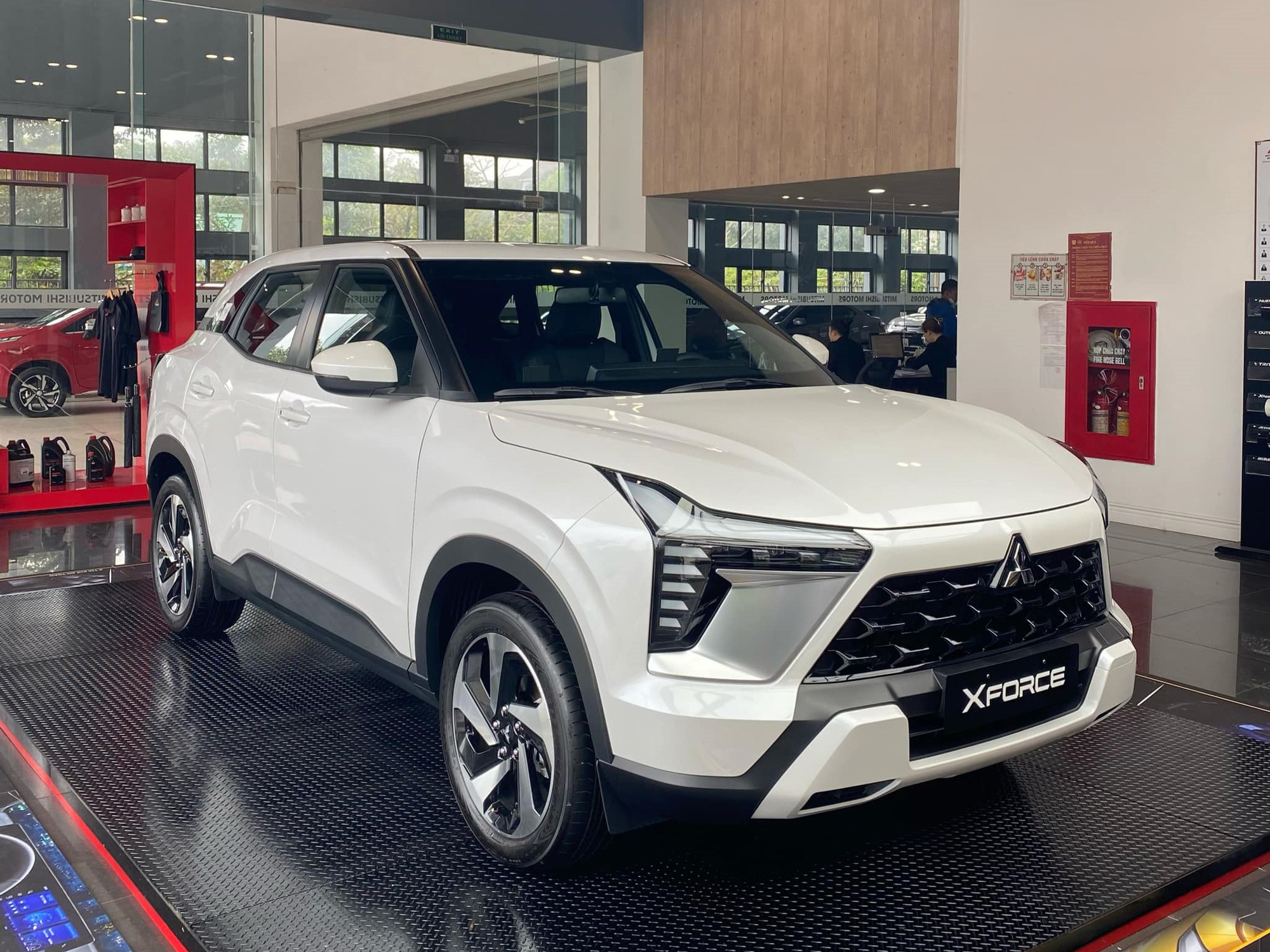 Tin tức giá xe: Mitsubishi Xforce giảm tới 60 triệu đồng tại đại lý ...