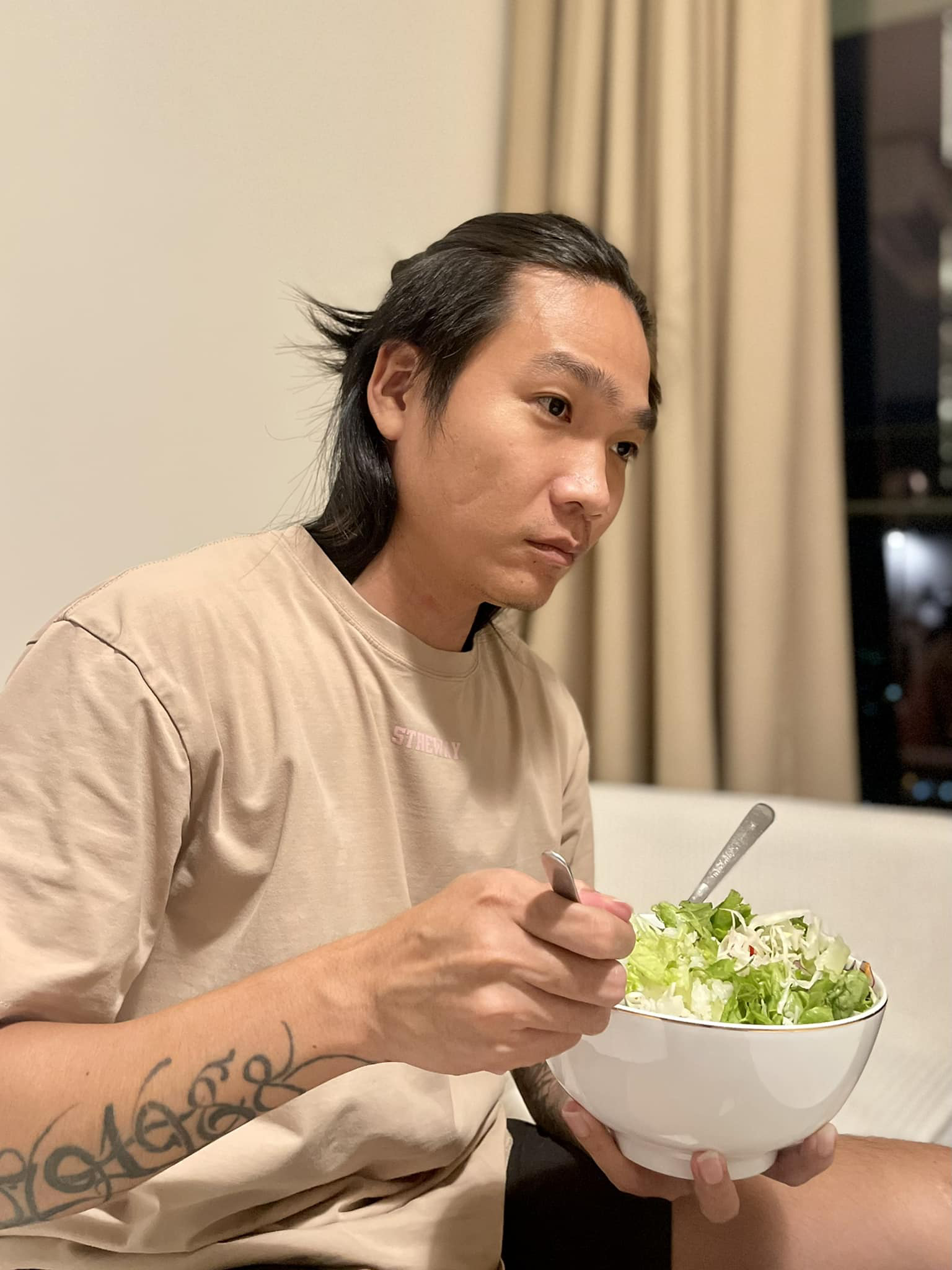 Rapper Wowy xuất hiện với 'giao diện' hiền queo, tóc dài khác lạ - Tuổi ...