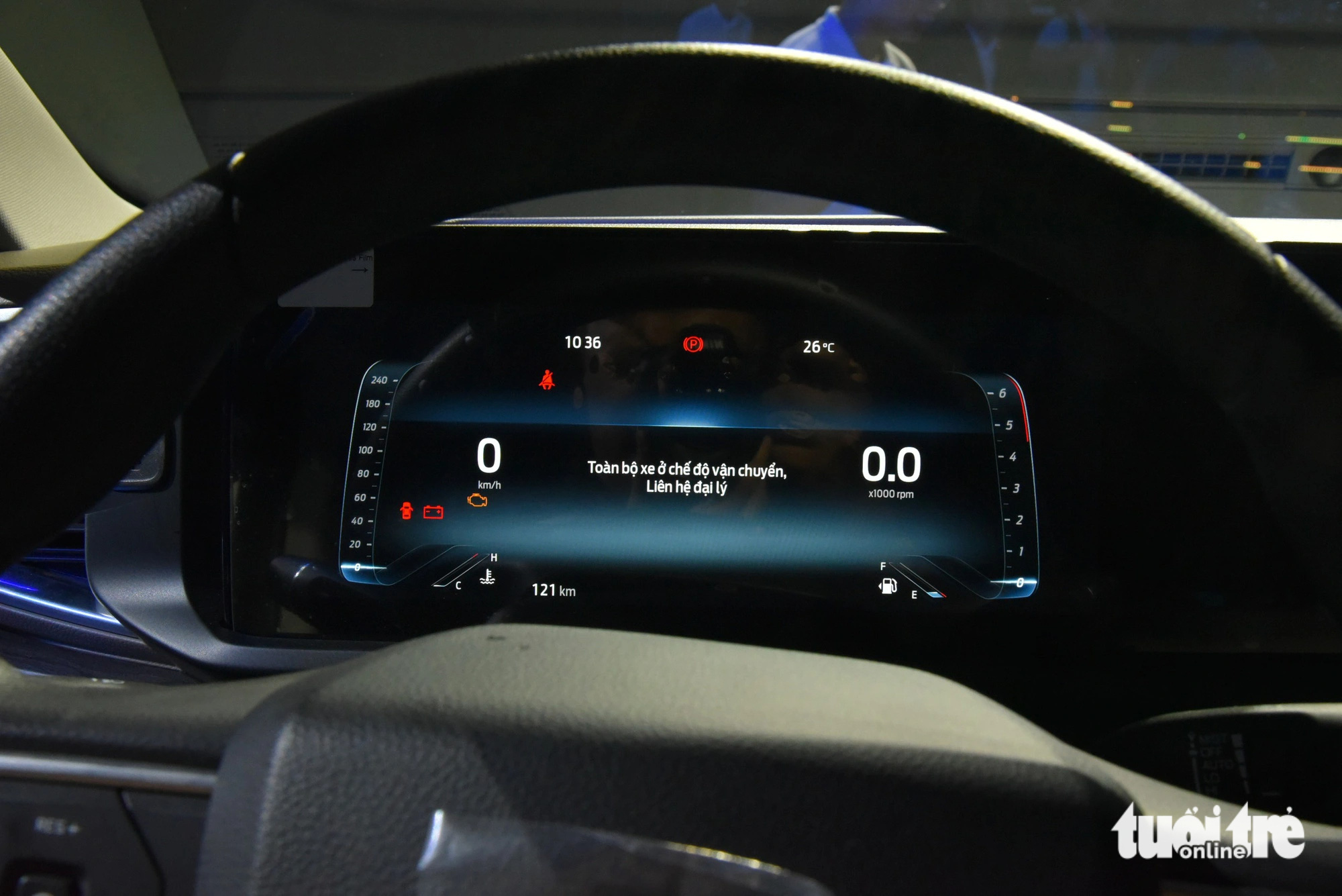 Ford Transit 2024 ra mắt Việt Nam: Giá từ 905 triệu, rộng rãi hơn ...