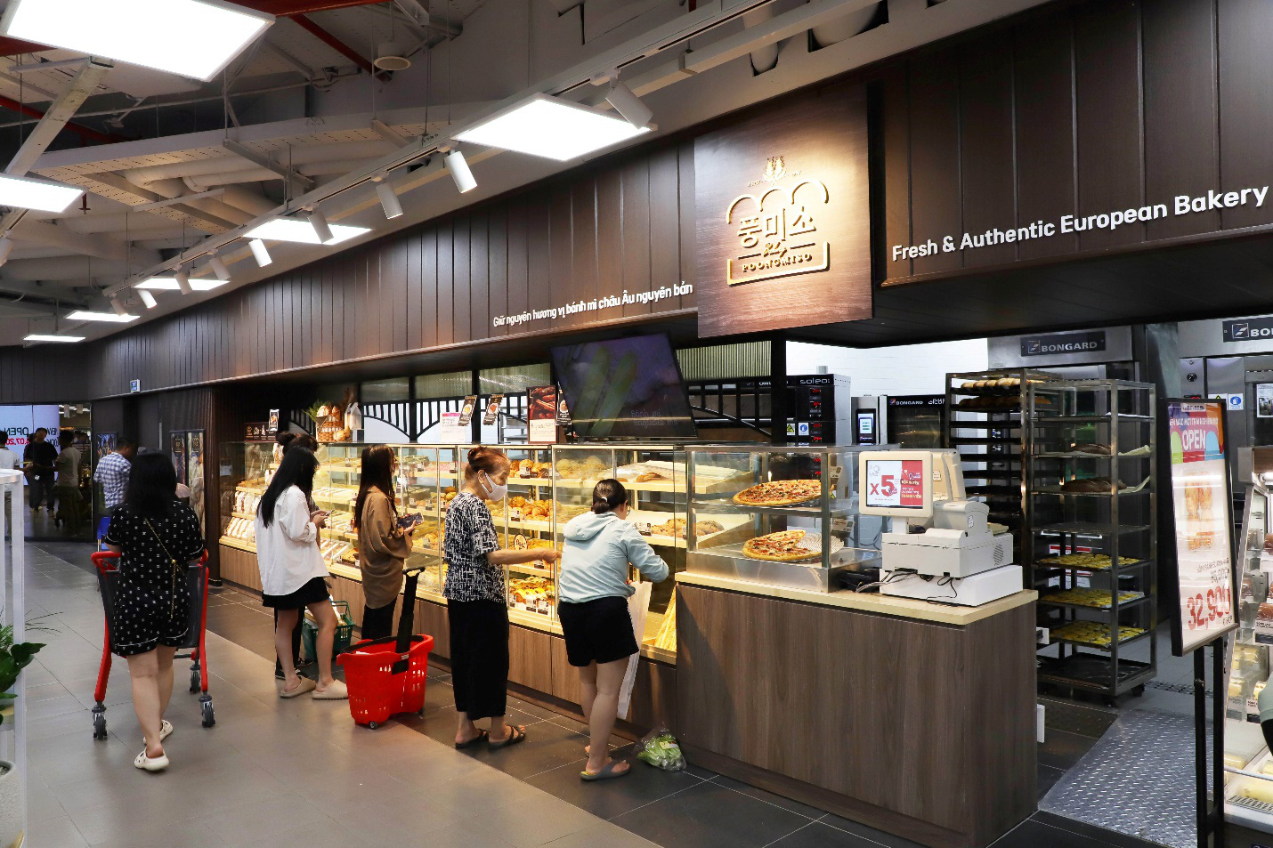 Diện mạo mới của siêu thị LOTTE Mart Ba Đình - Tuổi Trẻ Online