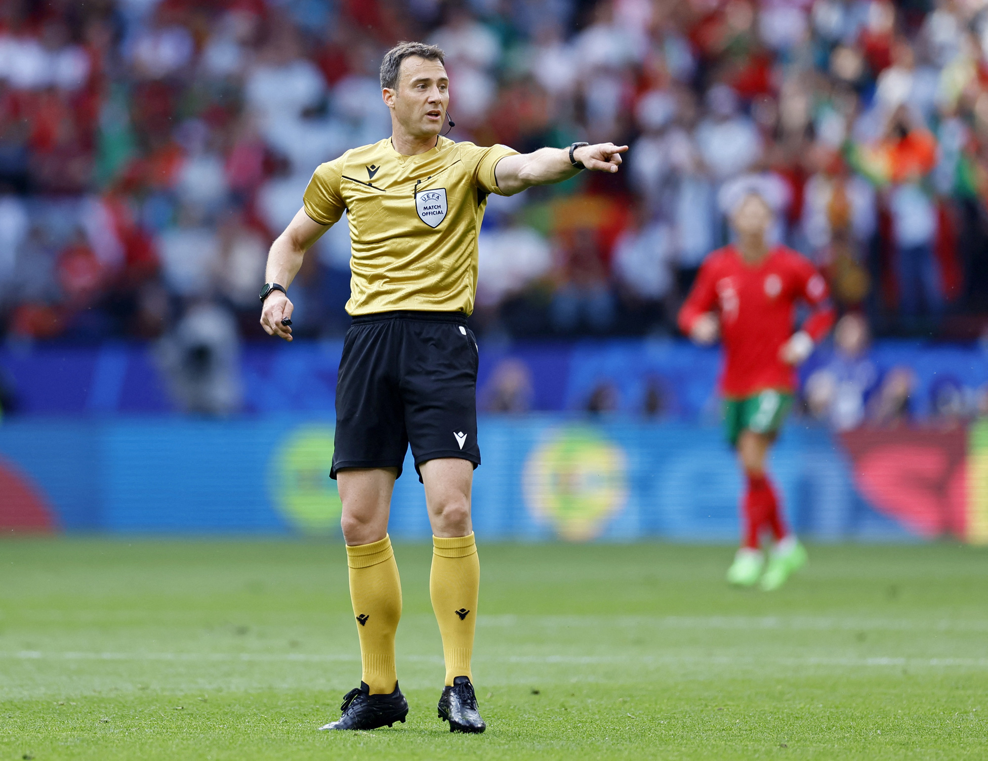 Referees of English and Dutch matches were each involved in a match ...