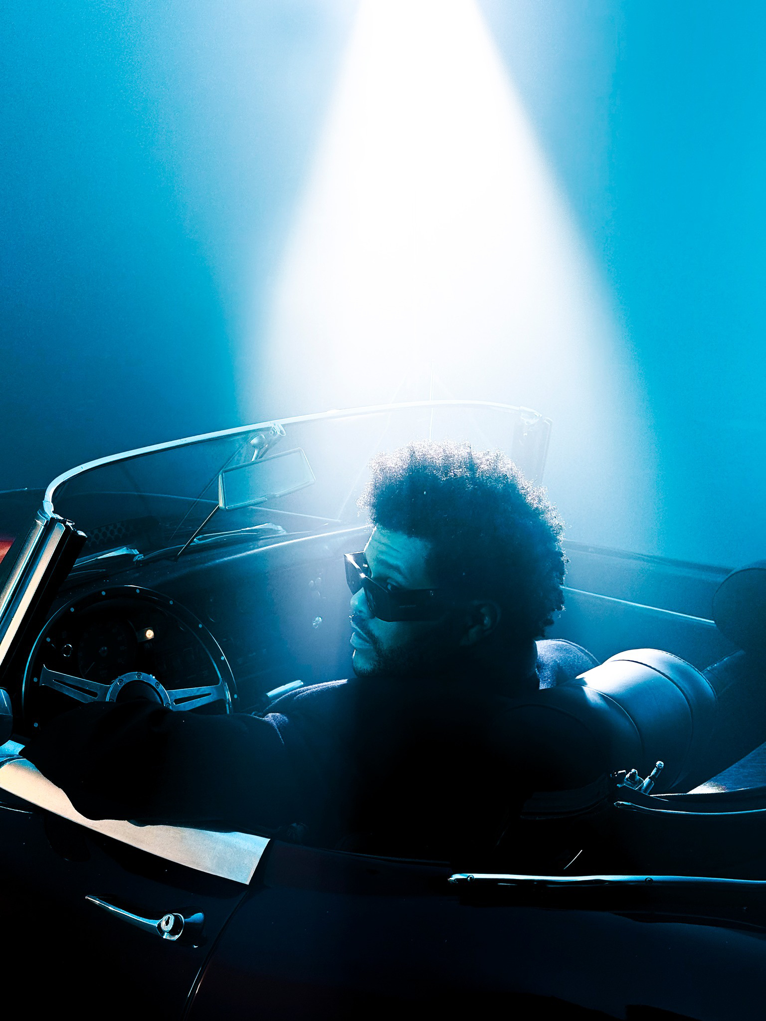 The Weeknd chơi nổi, tung MV quay bằng iPhone 16 Pro - Tuổi Trẻ Online