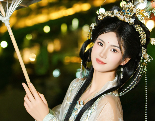 ‘Nữ thần điền kinh’ Xia Sining hóa 'thần tiên tỉ tỉ' mừng xuân - Tuổi ...