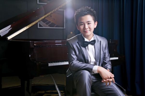 Thần đồng piano 13 tuổi Peter Leung trở lại Việt Nam với đêm nhạc Peter ...