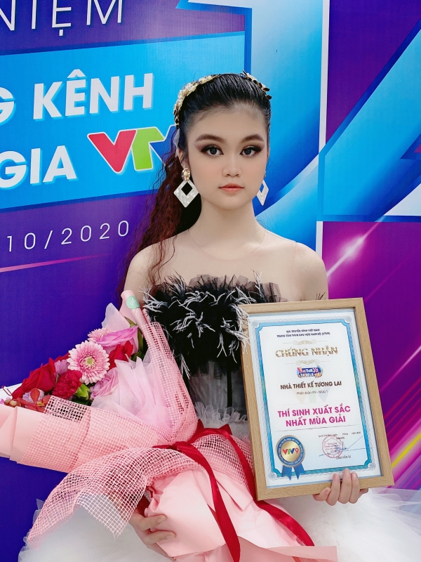 Nguyễn Ngọc Trang Anh giành danh hiệu “Thí sinh xuất sắc nhất mùa giải” Nhà Thiết Kế Tương Lai Nhí