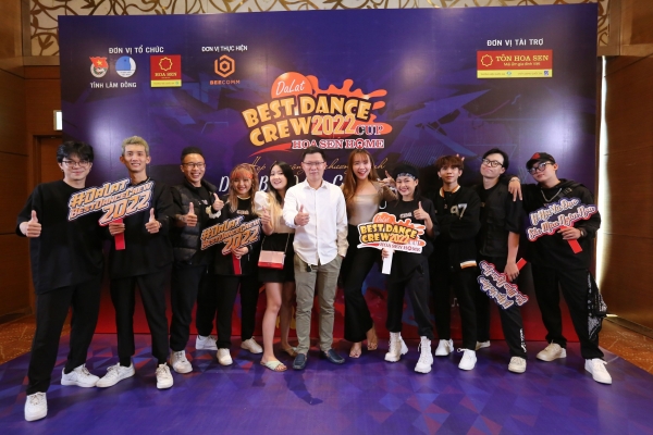 Việt Max, Quang Đăng, Huỳnh Mến, MC Buck ngồi “ghế nóng” Lễ hội vũ đạo ...