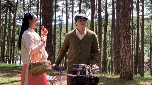 Ye Ye Nhật Hạ khóc sưng mắt trong lần thứ 2 làm con Trương Minh Quốc Thái