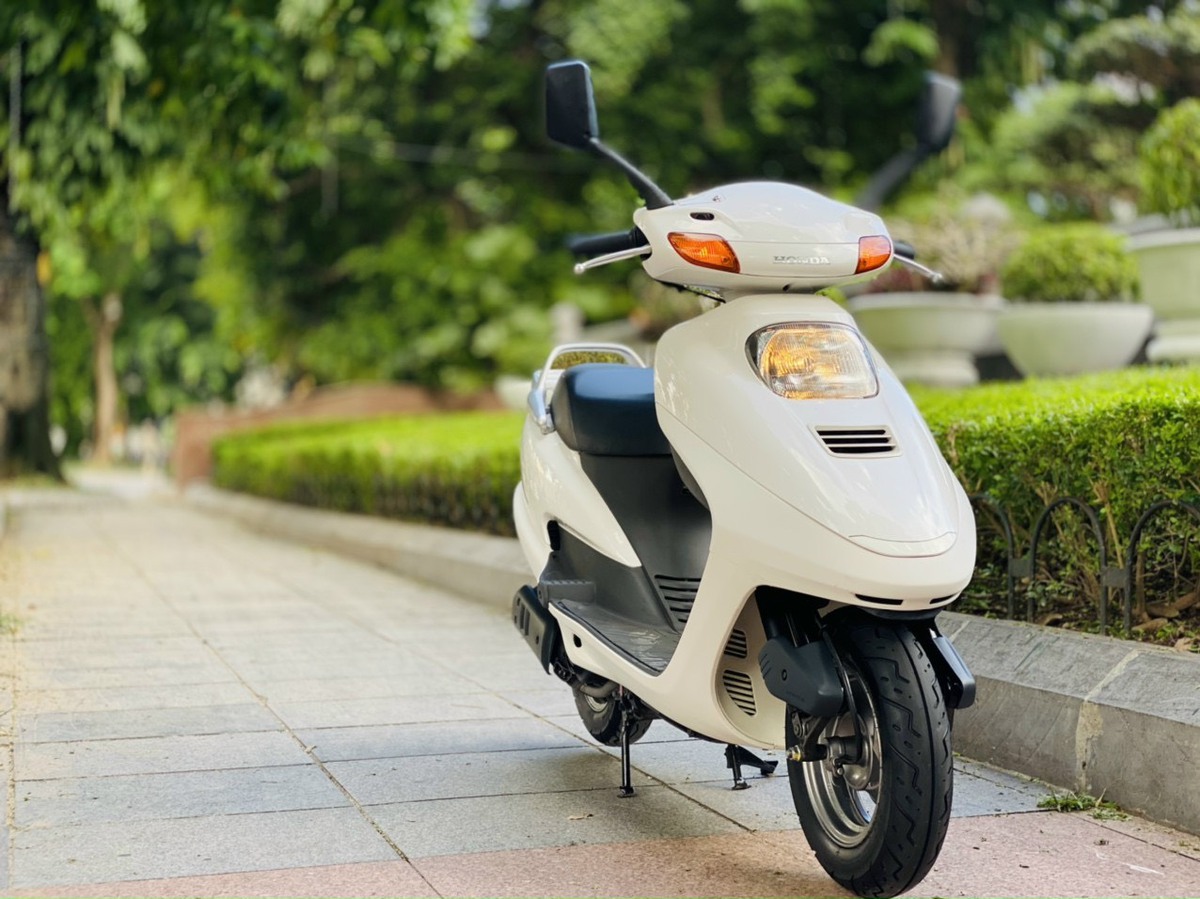 Honda Spacy 14 năm tuổi, chạy 6.000 km vẫn có giá hơn 100 triệu đồng ...