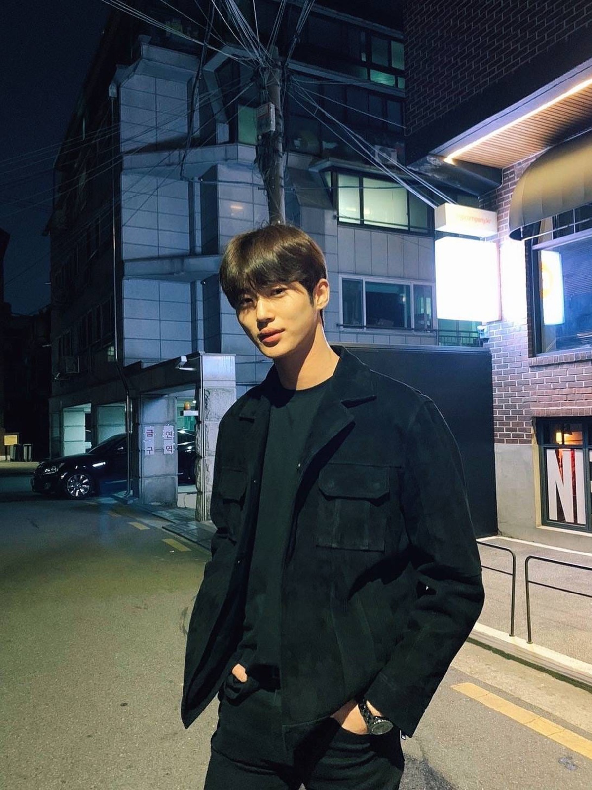 Mỹ nam 'Cõng anh mà chạy' Byeon Woo Seok dính tai tiếng - Tuổi Trẻ Online