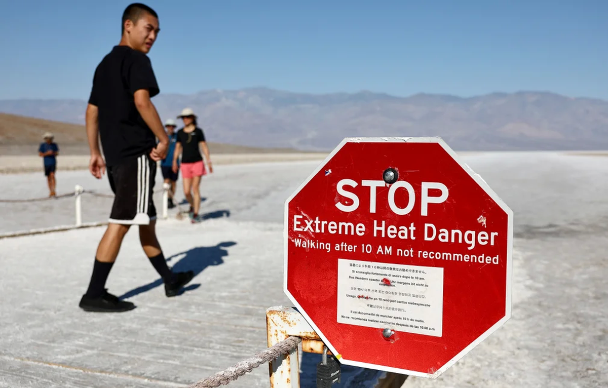 Thung lũng Tử thần trải qua tháng nóng nhất lịch sử - Tuổi Trẻ Online