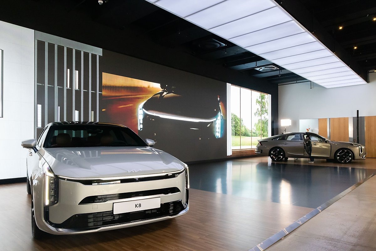 Kia K8 facelift ra mắt: Đối đầu xe sang Đức với tầm giá phổ thông ...