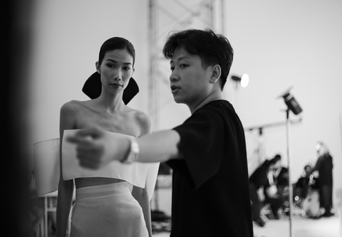 Justin Bieber gọi bộ sưu tập mới của H&M là 'rác'; Trinh Trinh trở lại ...