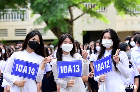 Học sinh nhiều nơi được miễn học phí - Tuổi Trẻ Online