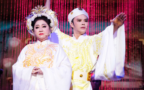 Thoại Mỹ: Tôi nằm khóc khi thấy bạn bè đi hát! - Tuổi Trẻ Online