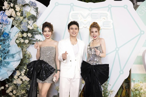 Chị đẹp Phạm Lịch tranh thủ chạy show trước công diễn ‘Đạp gió rẽ sóng’ - Tuổi Trẻ Online