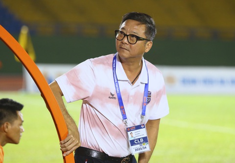 HLV Lê Huỳnh Đức chấn thương nặng ở vòng 7 - Tuổi Trẻ Online