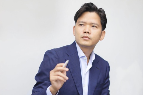 CEO Châu Lê: Nghệ sĩ cũng là một con người - Tuổi Trẻ Online