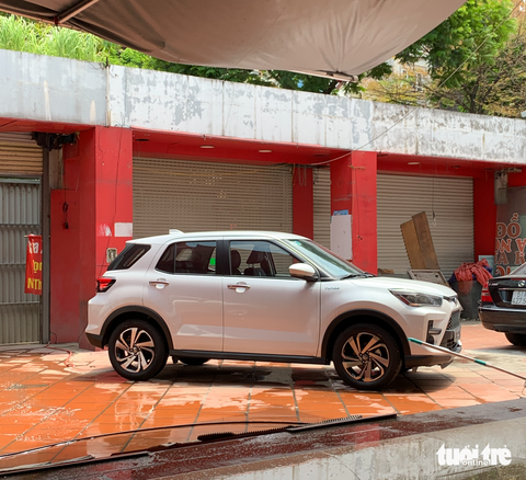 Kia Sonet giảm giá, tăng sức ép lên Toyota Raize - Tuổi Trẻ Online