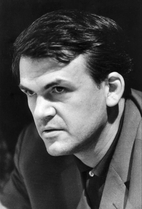 'Người khổng lồ văn chương' Milan Kundera qua đời - Tuổi Trẻ Online
