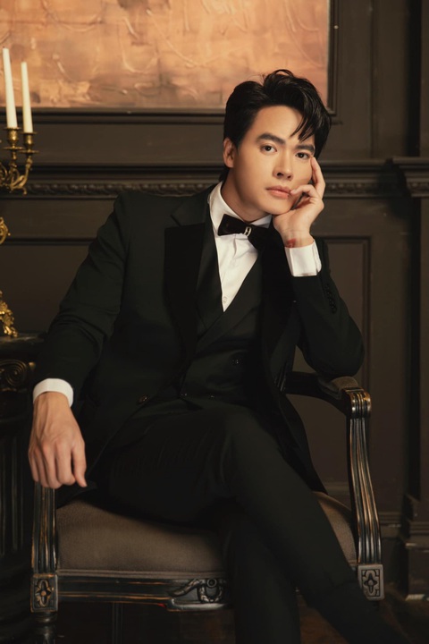 Võ Tấn Phát đòi chuyển khoản khi fan khen giống Lee Byung Hun - Tuổi Trẻ Online