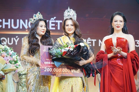 Đoàn Thị Thu Hằng là Hoa hậu Quý bà hòa bình Việt Nam 2023 - Tuổi Trẻ Online