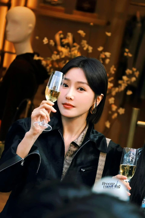 'Phú sát hoàng hậu' Tần Lam tuyên bố không làm bạn với người yêu cũ ...