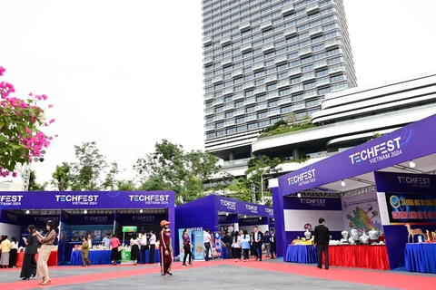 Hơn 10.000 lượt người dự Techfest Vietnam 2024 - Tuổi Trẻ Online