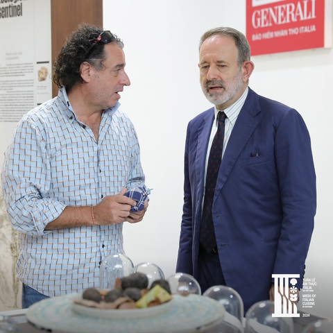 Thực tế ảo thăm những cánh rừng nước Ý săn tìm ‘ngọc đen’ nấm truffle ...