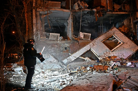 Nga tấn công ồ ạt tên lửa hành trình, tên lửa đạn đạo vào Ukraine sau đêm Giáng sinh - Tuổi Trẻ ...