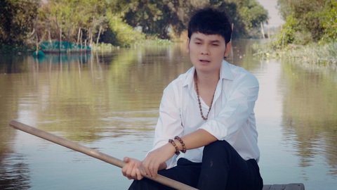 Kim Tiểu Long làm nhiều tiền mà không thấy ăn xài gì hết - Tuổi Trẻ Online