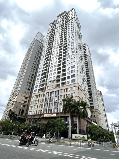 Quốc Cường Gia Lai mua đứt dự án 39-39B Bến Vân Đồn ra sao? - Tuổi Trẻ Online