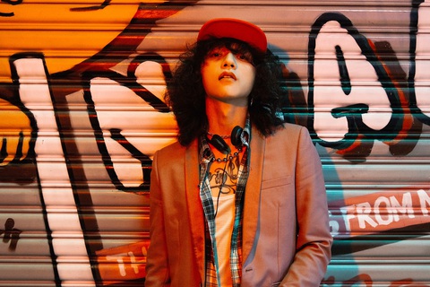 Vụ kiện liên quan công ty Sơn Tùng M-TP: Tòa có micro nhưng không mở ...