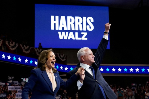 Harris - Walz lần đầu cùng tranh cử, đấu khẩu với Trump - Vance - Tuổi ...