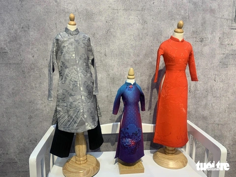 Mở workshop áo dài mini, mong áo dài sớm trở thành quốc phục - Tuổi Trẻ ...