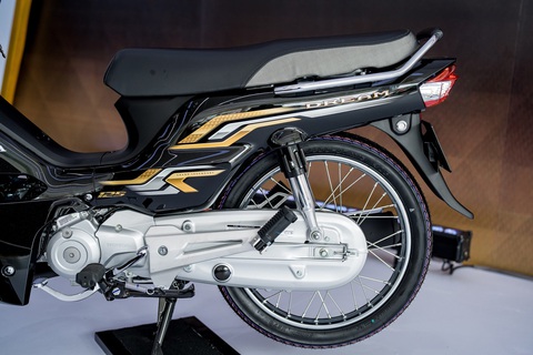 Honda Dream ra bản đặc biệt, đại lý phải bốc thăm, dân mạng vặn: 'Không ...