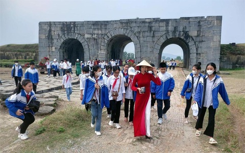 Miễn phí tham quan di sản Thành nhà Hồ dịp Tết Ất Tỵ 2025 ~ Tour Mien ...