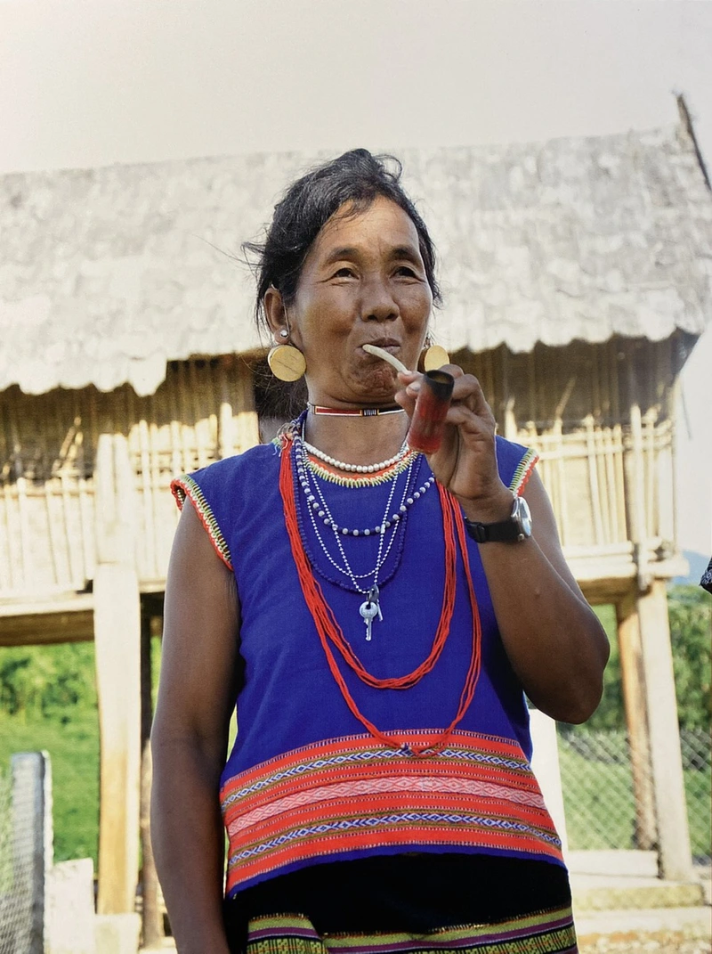 5 dân tộc thiểu số có dưới 1.000 người hiện sống ra sao? - Tuổi Trẻ Online