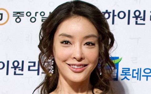 Jang Ja Yeon