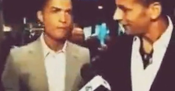 Pha phỏng vấn hài hước của Rio Ferdinand, Ronaldo và Anderson