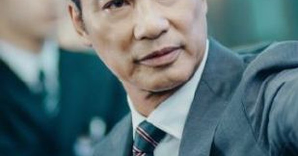 Nhậm Đạt Hoa hóa 'ông trùm', đứng sau nhiều âm mưu đen - Tuổi Trẻ Online